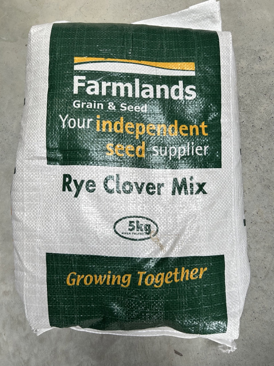 Farmlands Rye Clover Mix Grass Seed - Living Rural